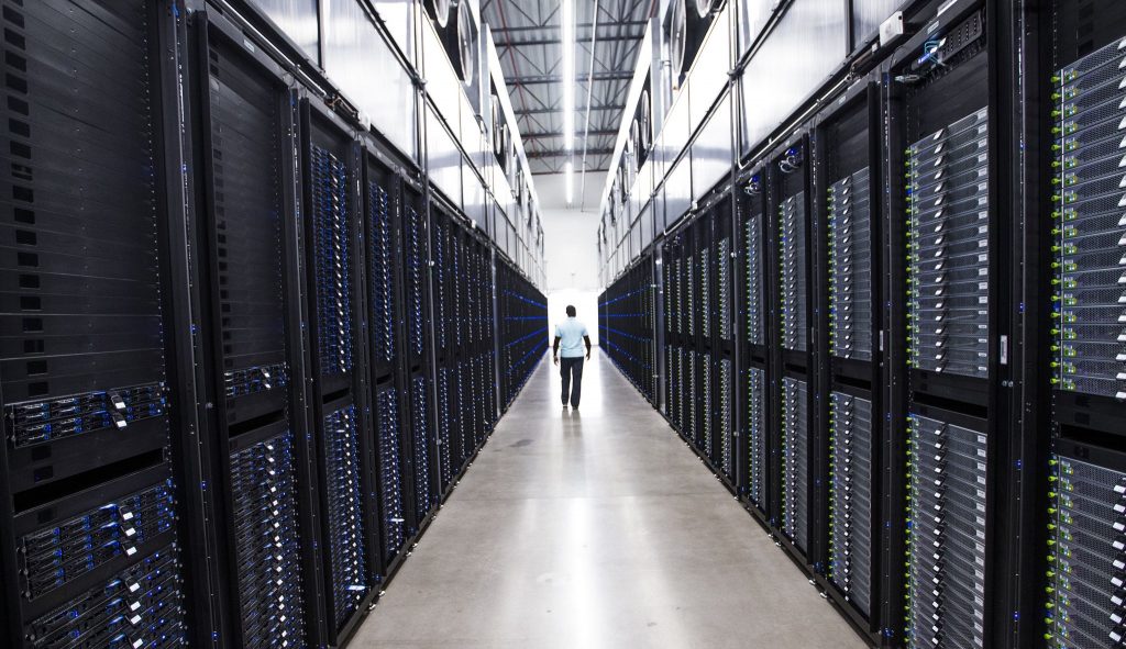 Apple offers a brief look inside its Mesa, Arizona data center | Mid ...