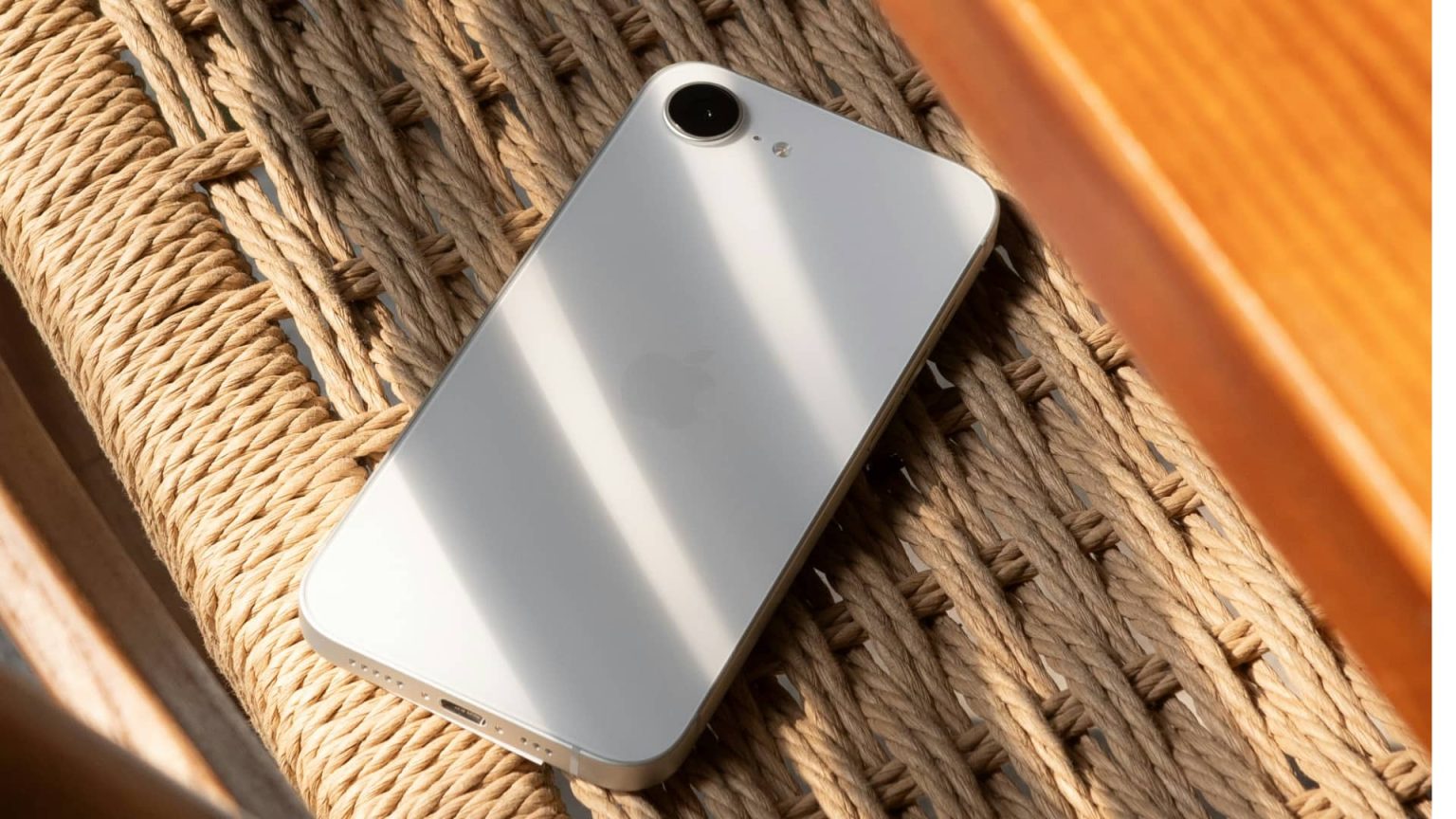 Kuo: Apple to update flagship iPhone lineup twice per year to respond ...